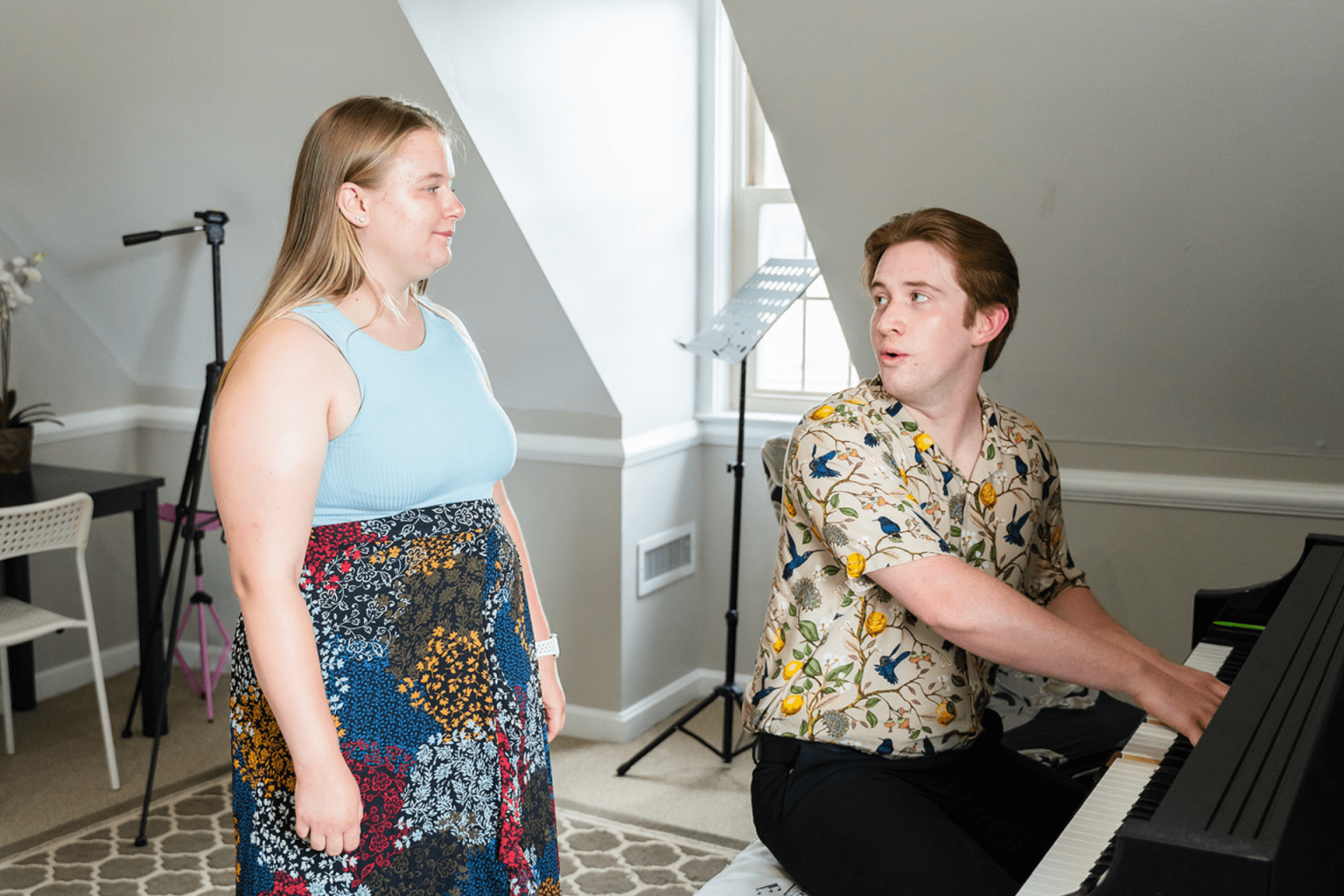 How To Improve Singing Voice: 10 Easy Steps